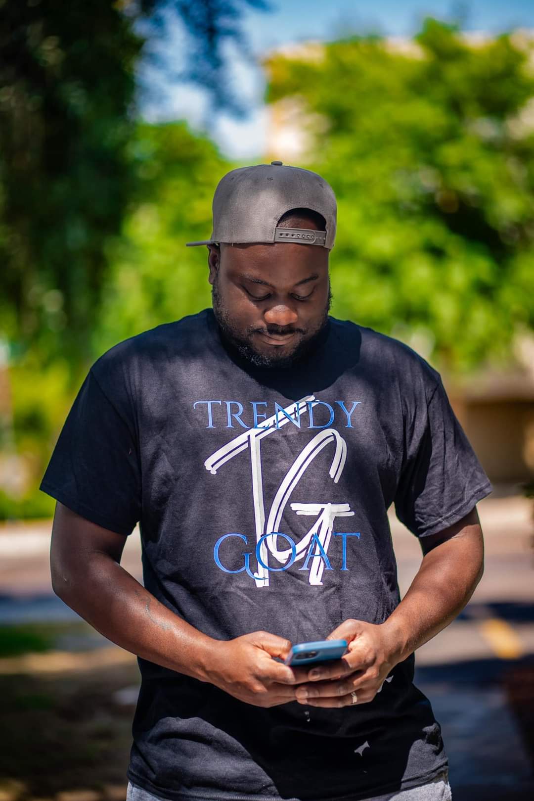 Medium Tg trendy goat black white and blue – Trendygoatllc